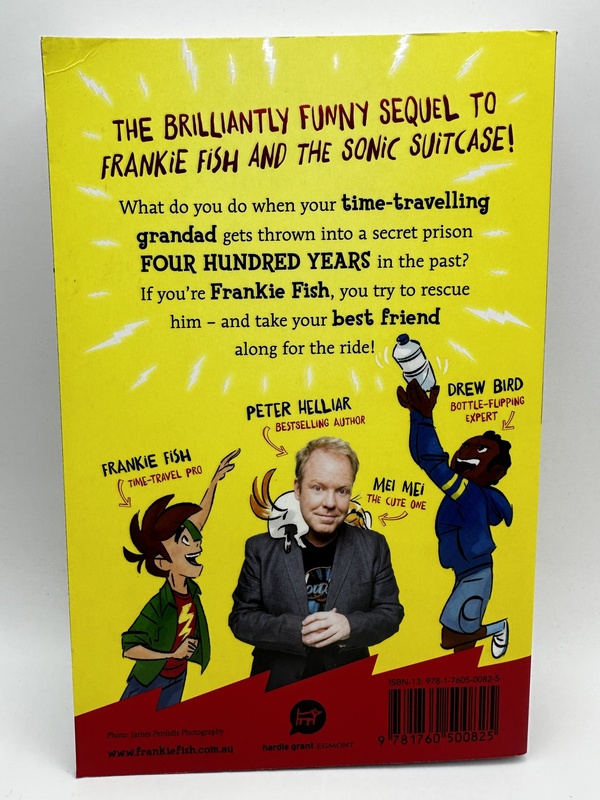 Frankie Fish and the Great Wall of Chaos - Peter Helliar